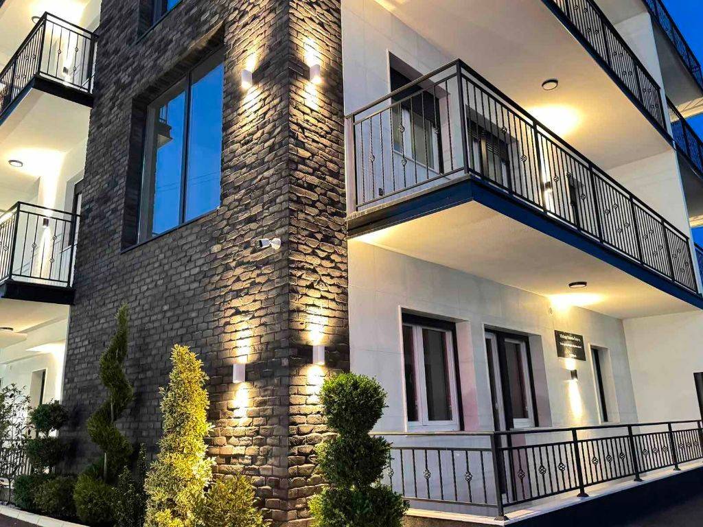 Jednosoban stan Miodraga Petrovića Čkalje 25, Ledine, Beograd