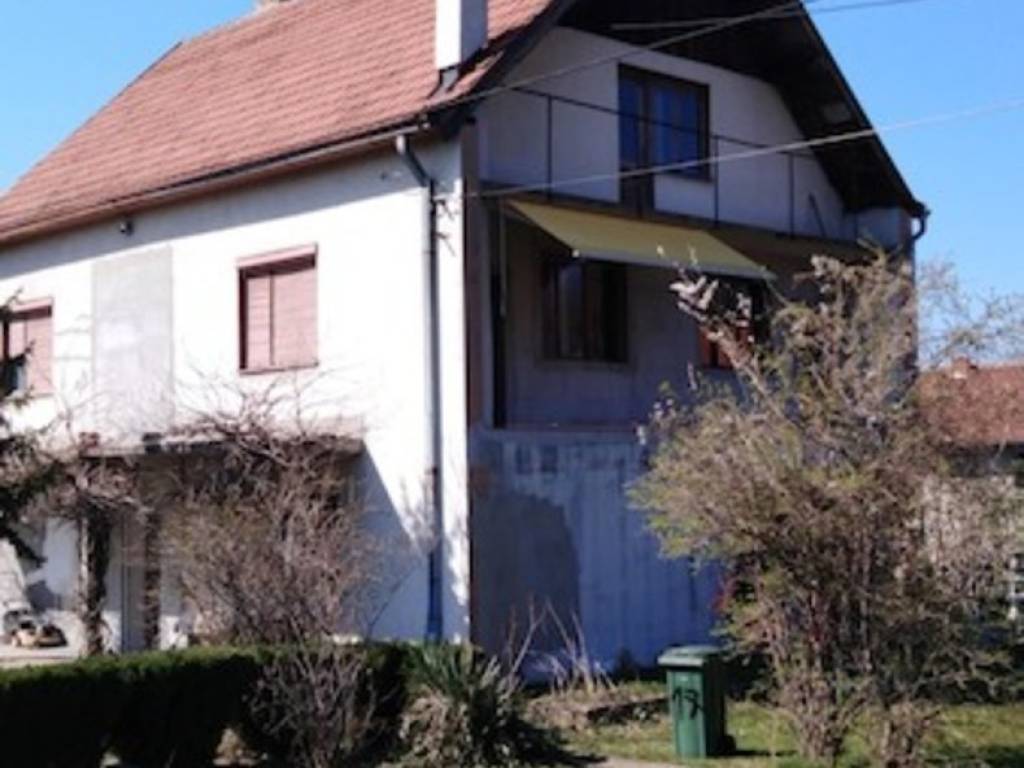 Samostalna porodična vila 228 m², u dobrom stanju, Dorćol, Beograd