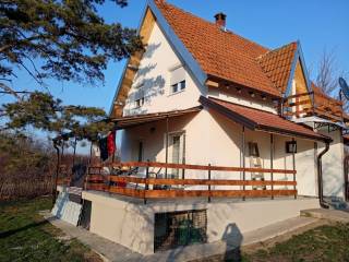 Samostalna porodična vila Obilićeva 7, Lazarevac Centar, Beograd