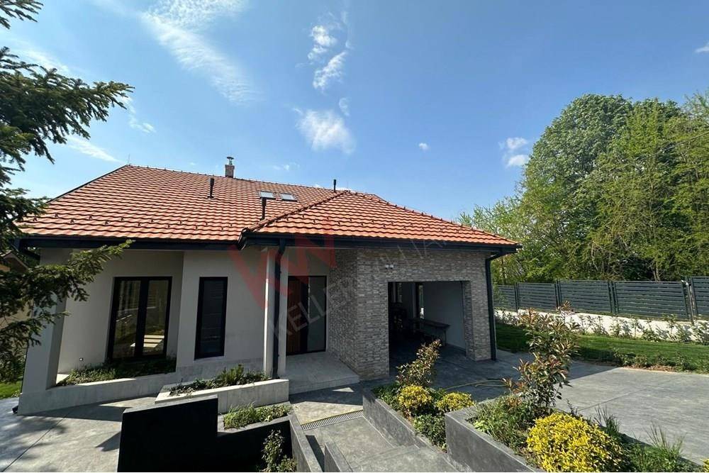 Samostalna porodična vila Izvorska, Beograd