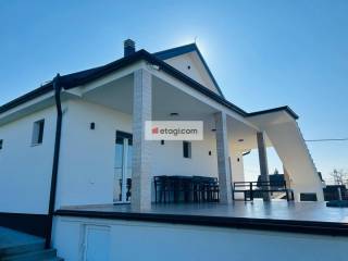 Samostalna porodična vila 134 m², novo, Beograd