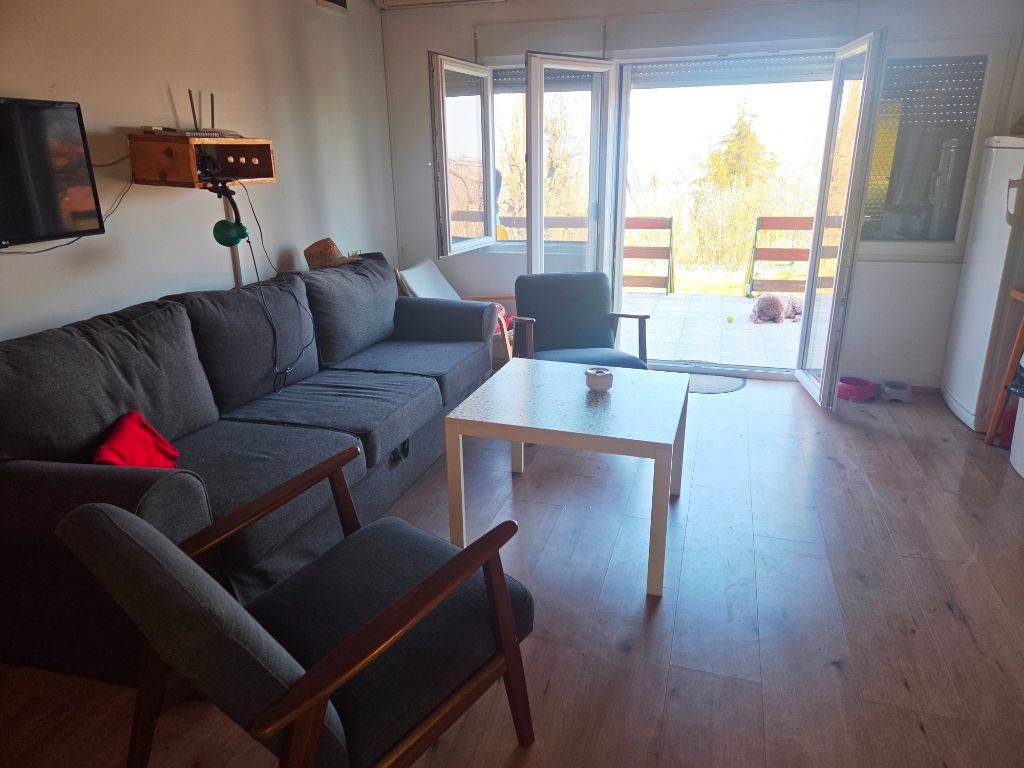 Vikendica Počenta, Slankamenački Vinogradi, Inđija