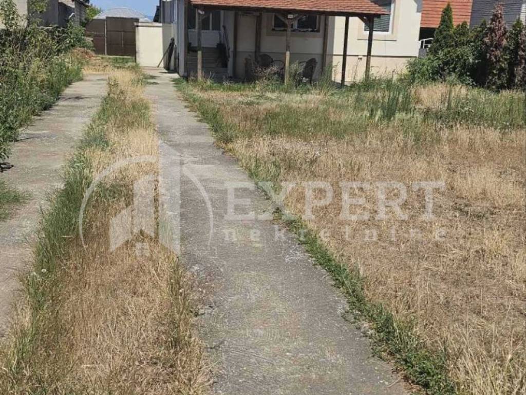 Samostalna porodična vila Kutleš, Leskovac