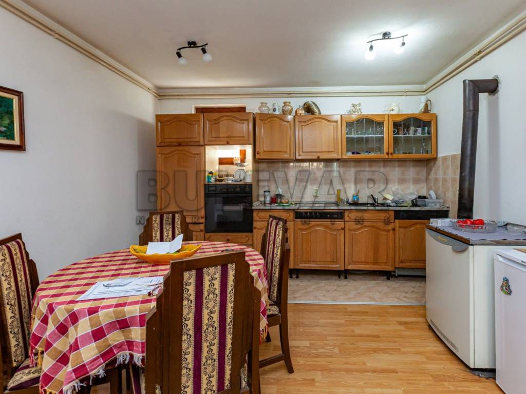 Samostalna porodična vila Apelovac, Niš
