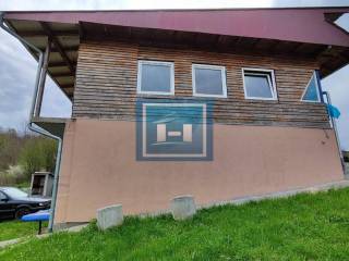 Samostalna porodična vila 120 m², novo, Batočina