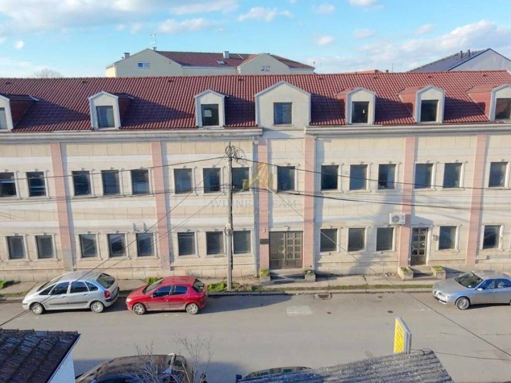 Poslovni prostor za Prodaja
