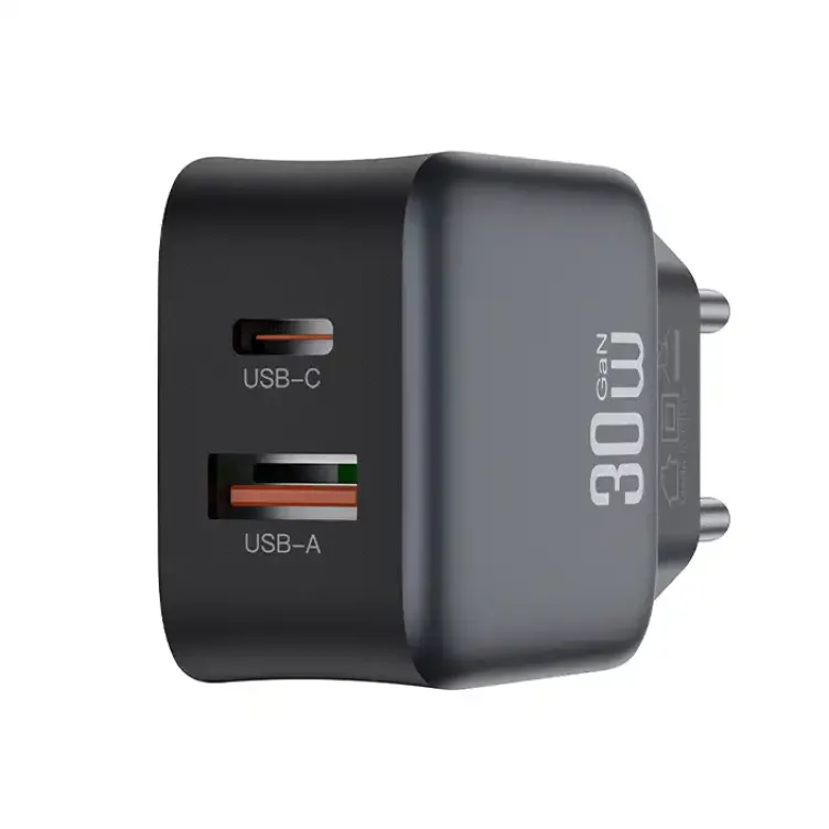 XO L156 GaN kućni punjač 30W – USB-C + USB-A + Tip C kabl