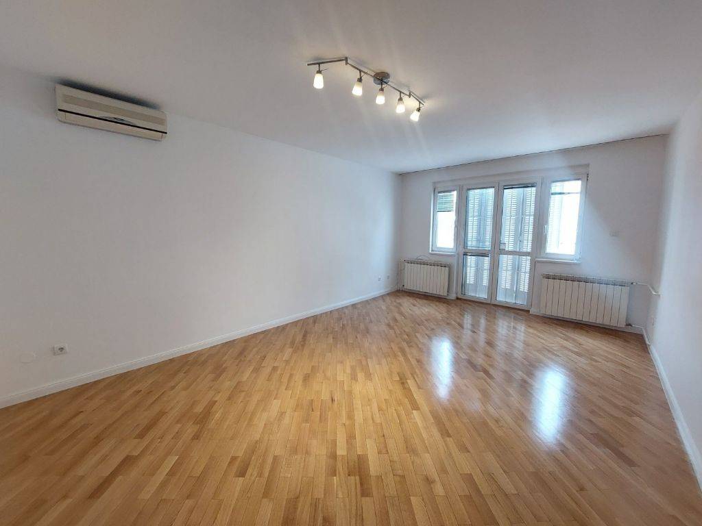 Kancelarija za Izdavanje