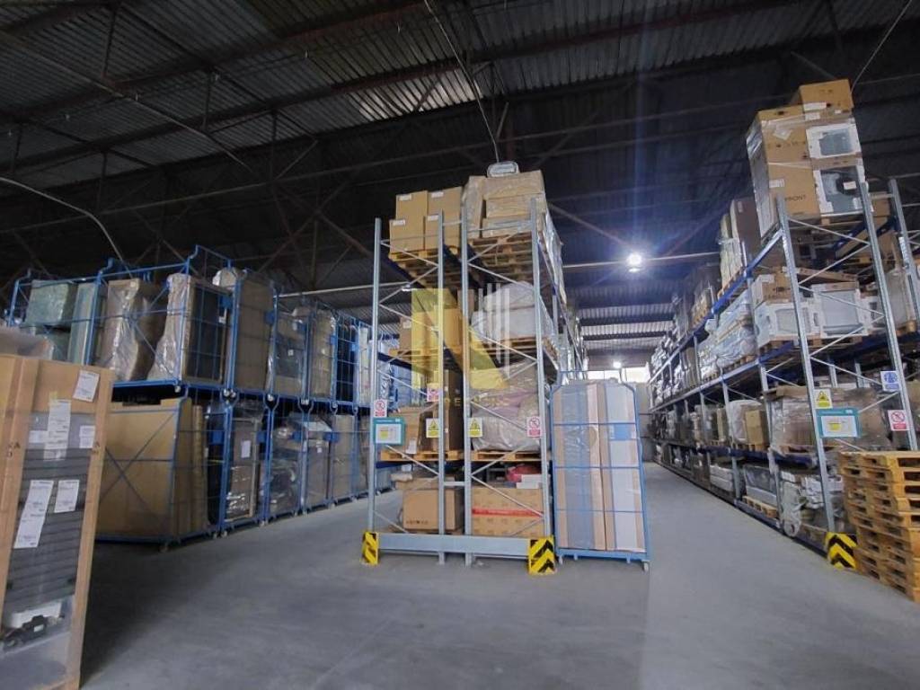 Industrijska nekretnina za Izdavanje