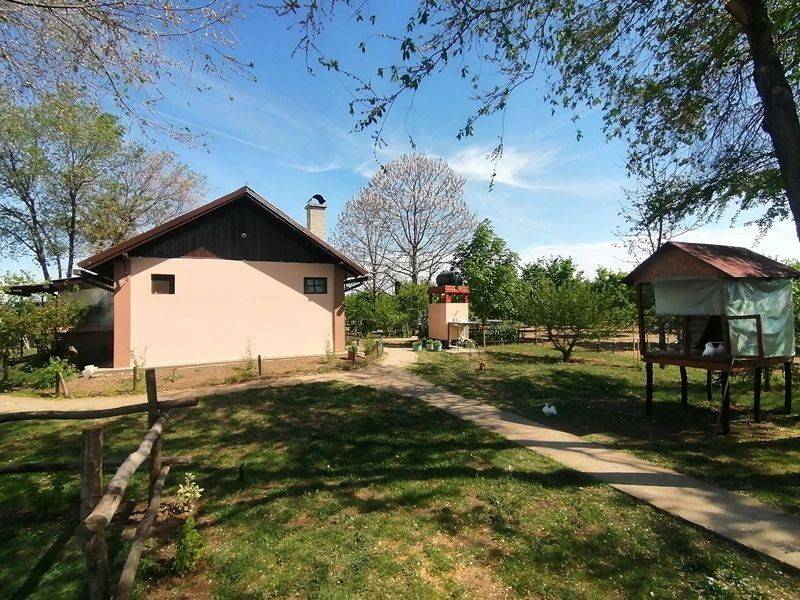 Vikendica, novo, 60 m², Centar, Žabalj