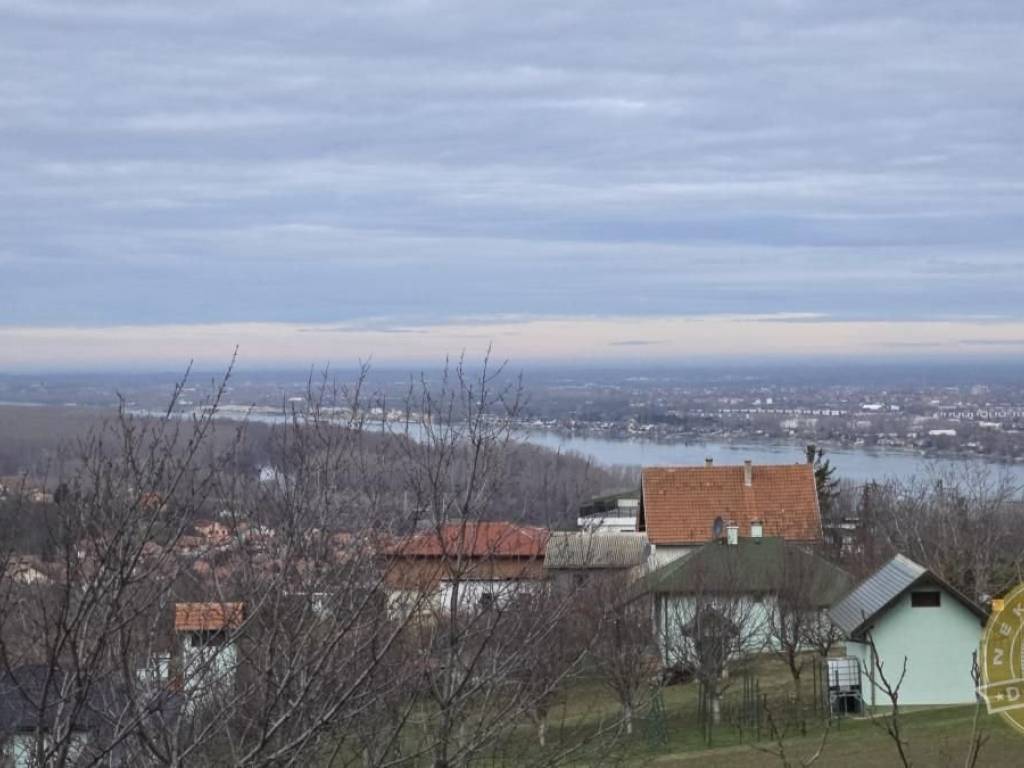 Vikendica 155 m², Ledinci, Novi Sad