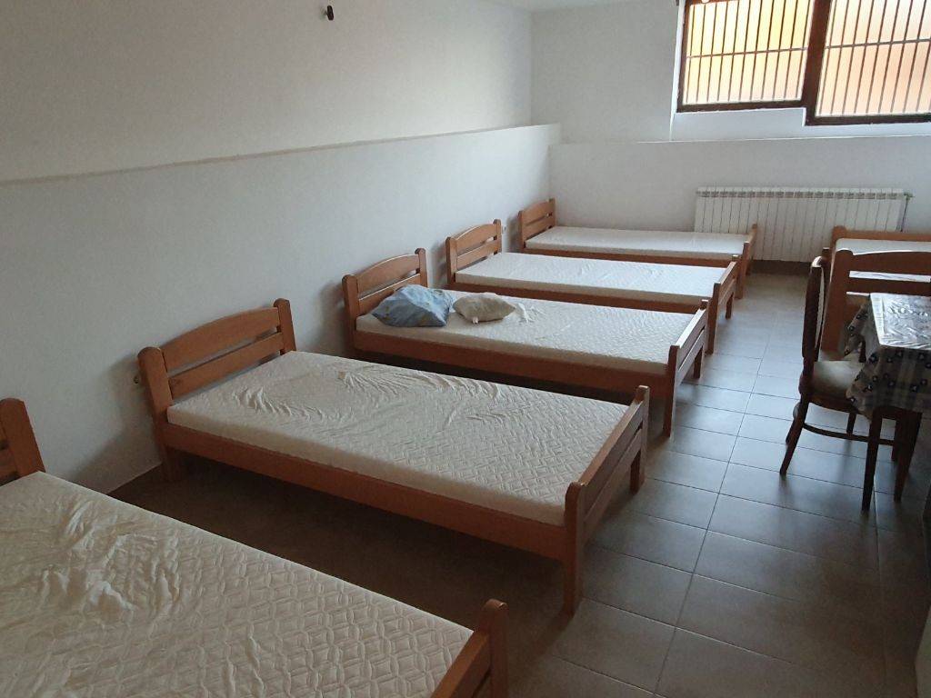 Četvorosobni stan Vojvode Stepe 492/a, Kumodraž, Beograd