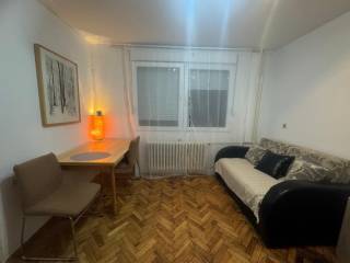 Dvosobni stan u dobrom stanju, prvi sprat, Stara Detelinara - Nova Detelinara, Novi Sad