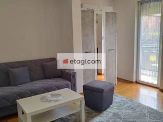 Jednosoban stan prvi sprat, Beograd