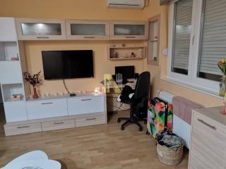 Jednosoban stan u dobrom stanju, drugi sprat, Stari Telep, Novi Sad