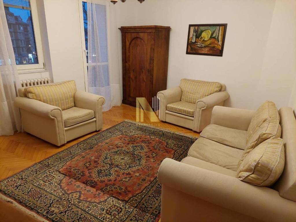 Dvosobni stan treći sprat, Novi Sad