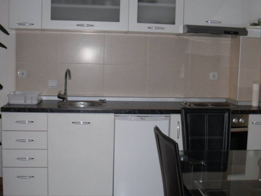 Dvosobni stan Ulica Gajeva 16, Lipov lad, Beograd