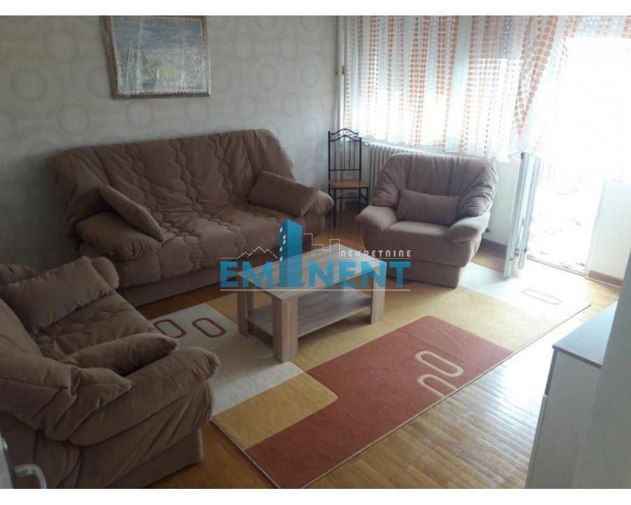 Dvosobni stan Džona Kenedija, Beograd