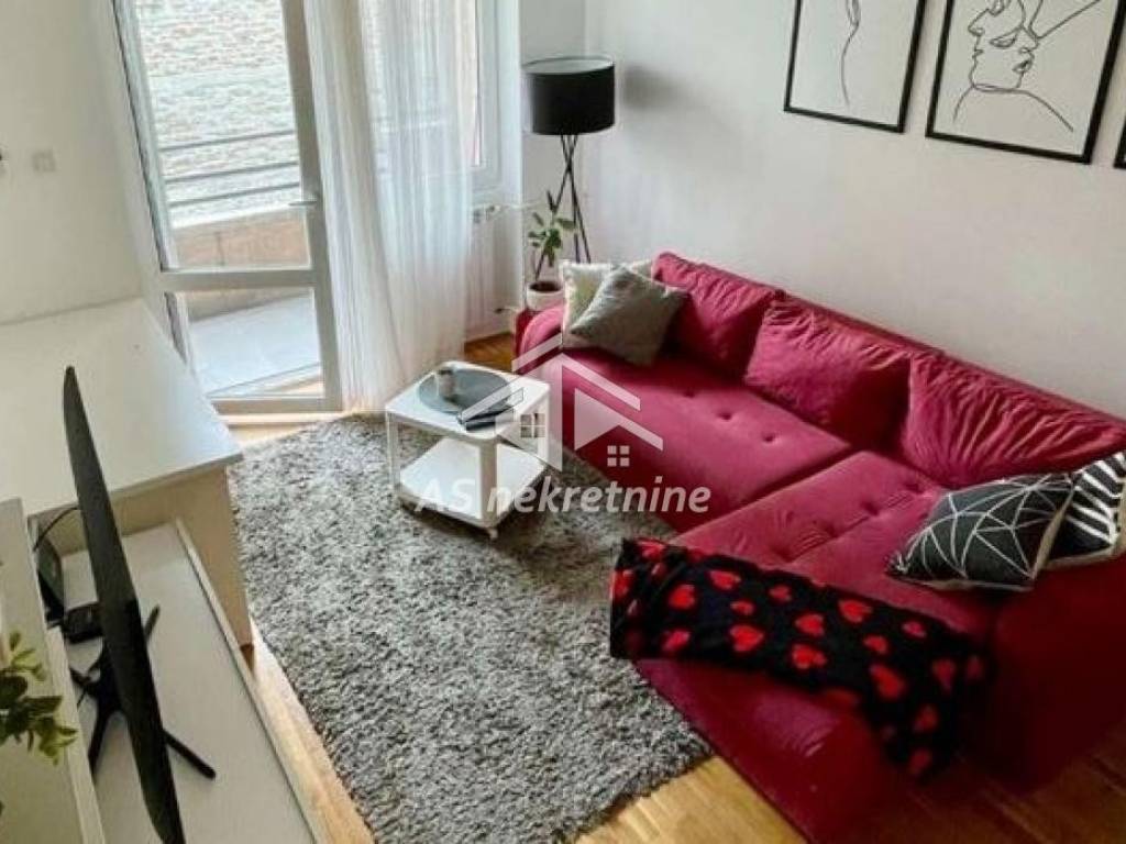 Dvosobni stan novo, prvi sprat, Lion, Beograd
