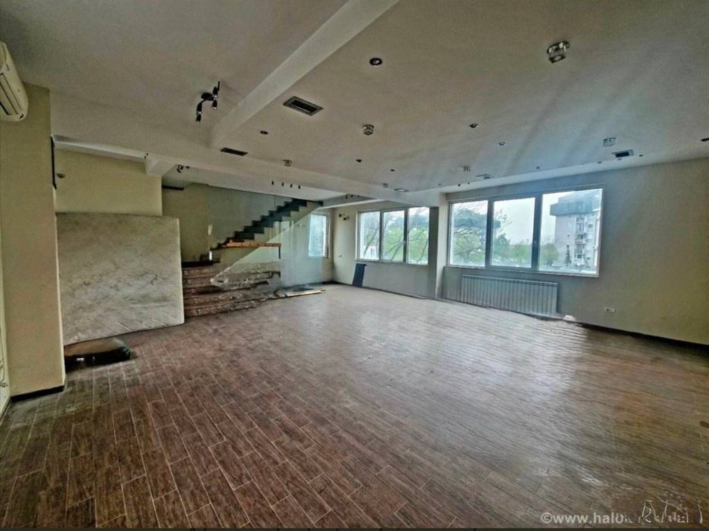 Stan Kneza Viseslava, Rakovica Centar - Skojevsko naselje, Beograd