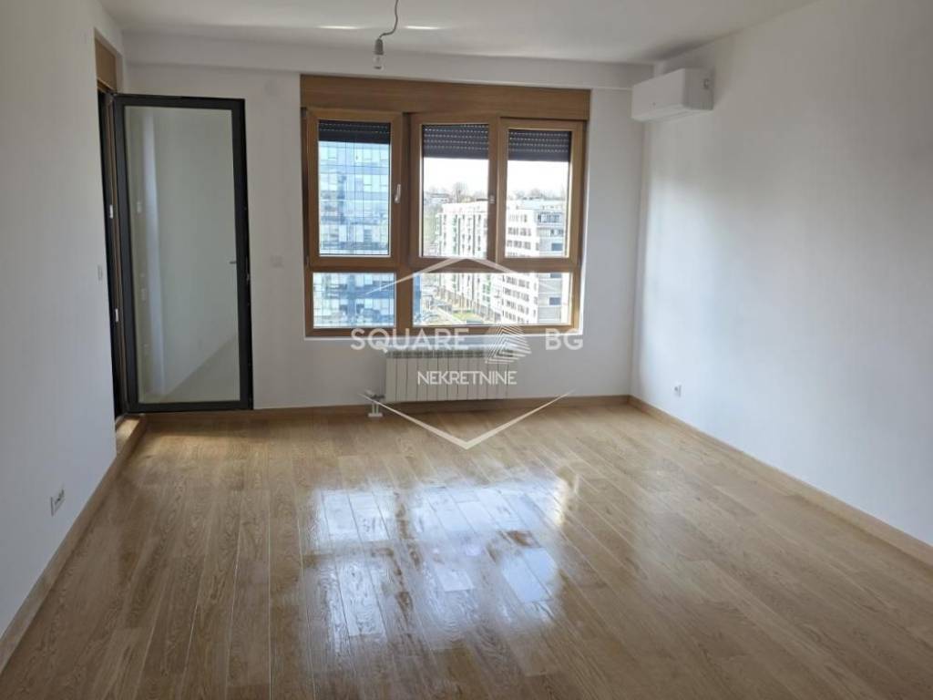 Dvosobni stan Tadije Sondermajera, Airport City - Blok 60, Beograd