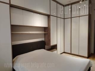 Trosobni stan prvi sprat, Beograd