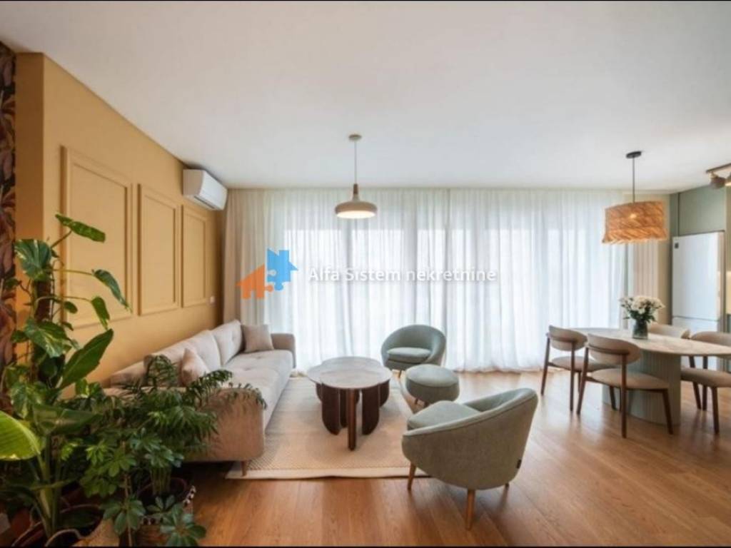 Trosobni stan novo, osmi sprat, Kalenić - Slavija - Cvetni Trg, Beograd