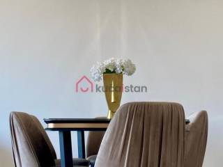 Trosobni stan u dobrom stanju, 17, Beograd na vodi - Palata pravde, Beograd