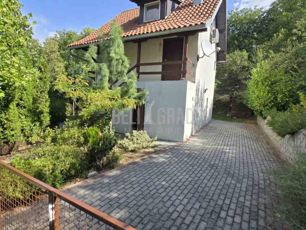 Samostalna porodična vila Jasenička, Gornji Milanovac