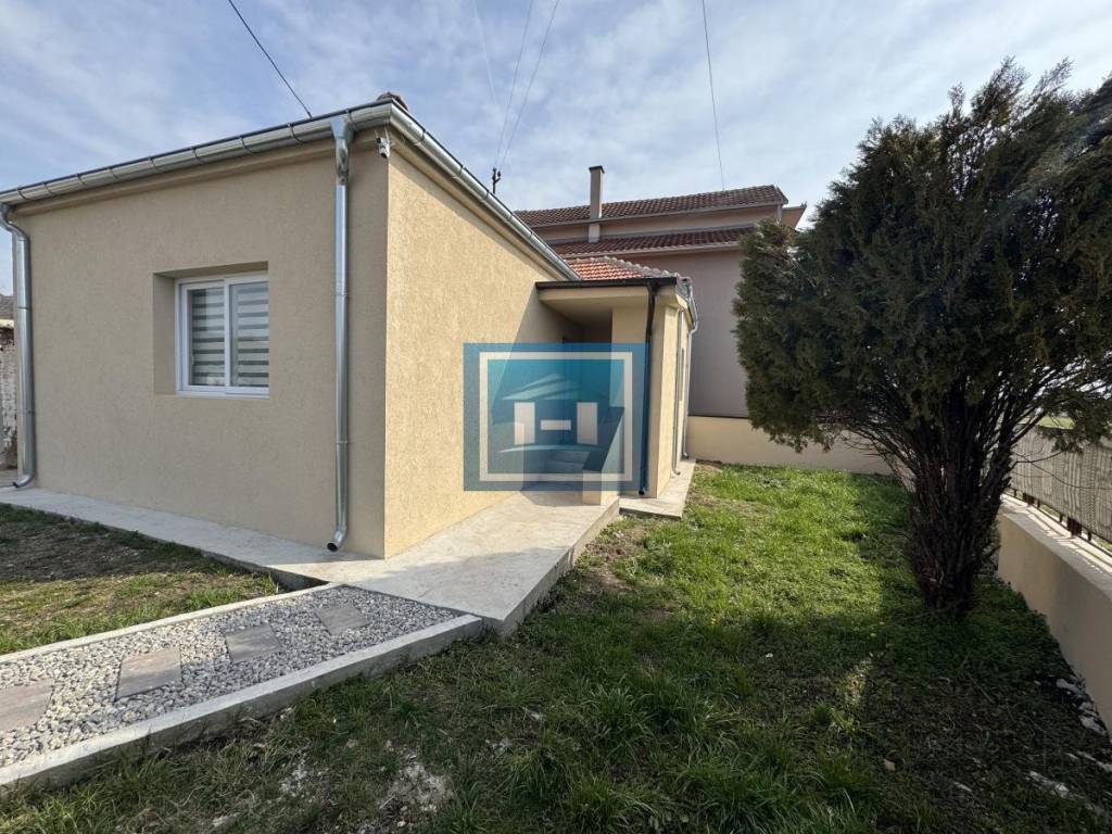 Samostalna porodična vila 68 m², u dobrom stanju, Despotovac