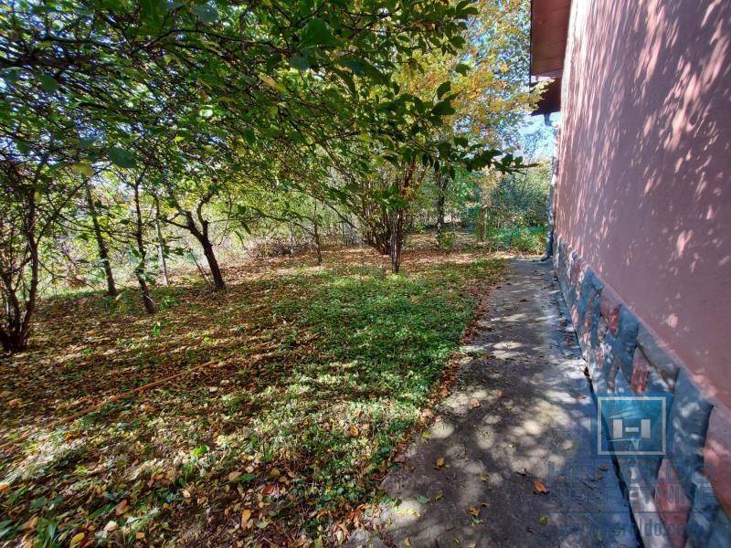 Samostalna porodična vila 120 m², u dobrom stanju, Jagodina
