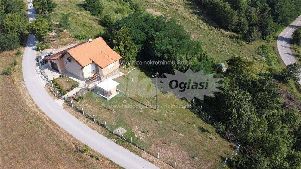 Samostalna porodična vila Golubacka, Ljig