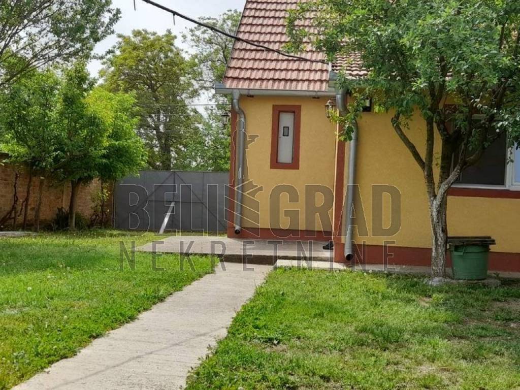 Samostalna porodična vila Mike Antića, Zrenjanin
