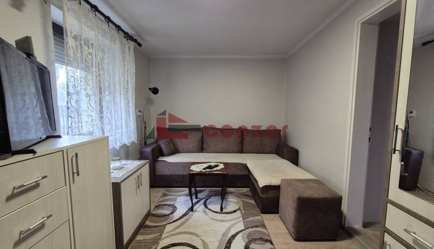 Samostalna porodična vila Edvarda Kardelja 98 a, Dudova šuma, Zorka, Subotica
