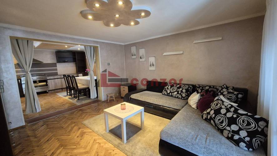 Samostalna porodična vila Marka Oreškovića 40, Gat, Mali Bajmok, Subotica