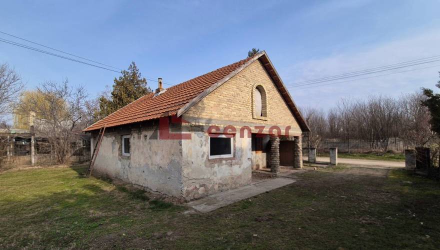 Samostalna porodična vila Nikole Demonje 41, Centar 1, Subotica