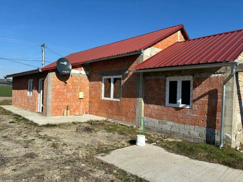Samostalna porodična vila 165 m², novo, Inđija