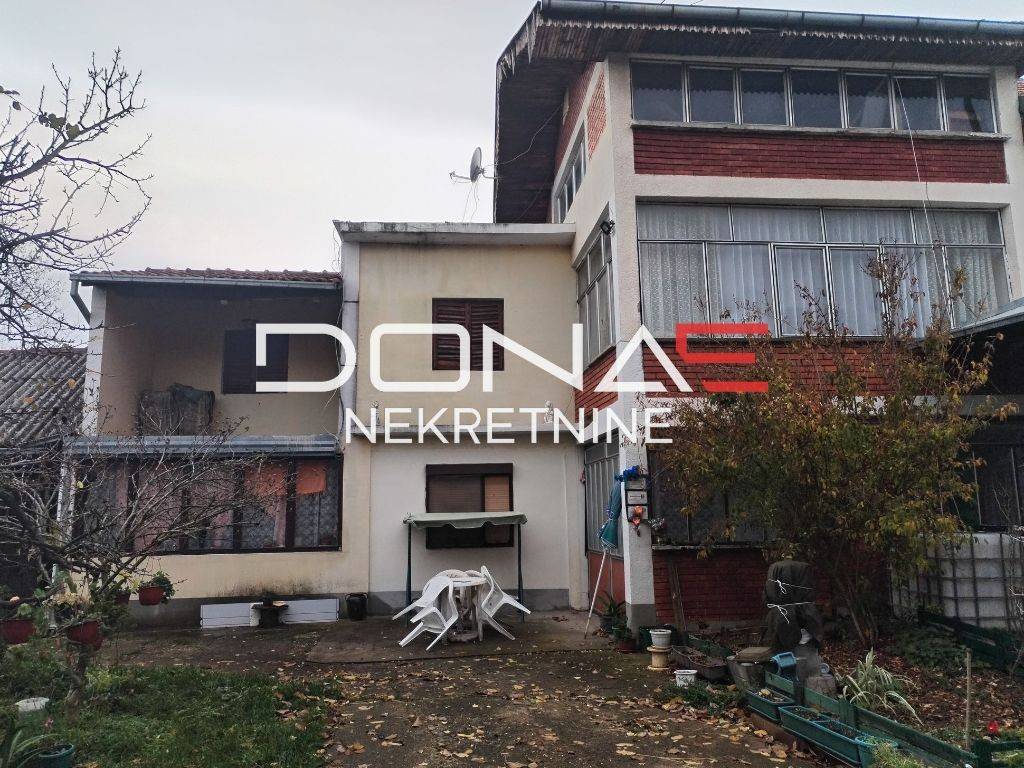 Samostalna porodična vila 160 m², Branko Bjegović - Vinik - Gornja Vrežina, Niš