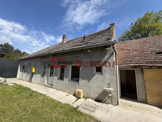 Samostalna porodična vila Ruđera Boškovića 3, Gat, Mali Bajmok, Subotica