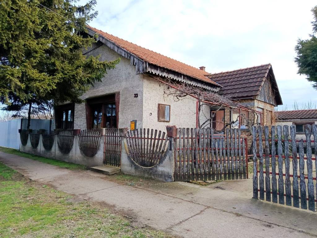 Samostalna porodična kuća 109 m², Prijepolje