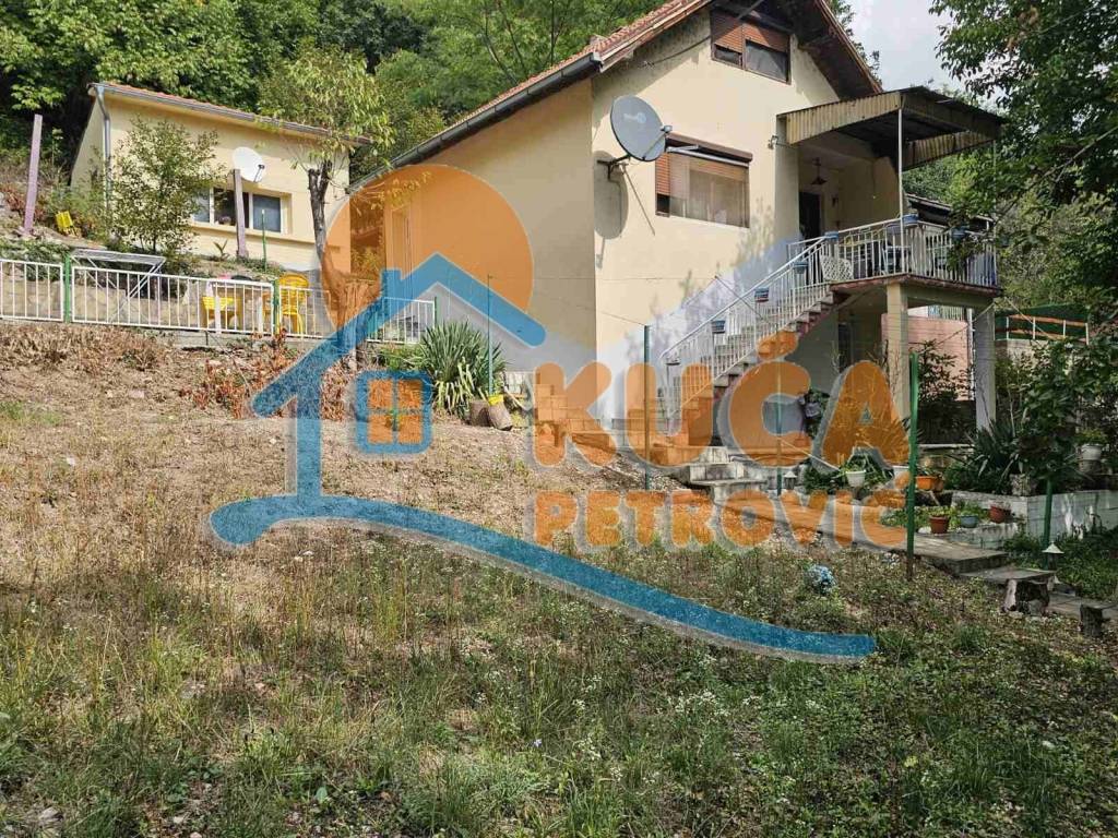 Samostalna porodična vila Sićevo, Niš