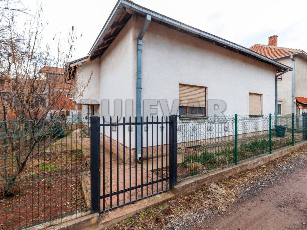Samostalna porodična vila Donja Vrežina, Niš