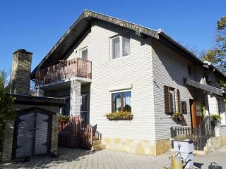 Samostalna porodična kuća 135 m², Centar 1, Subotica