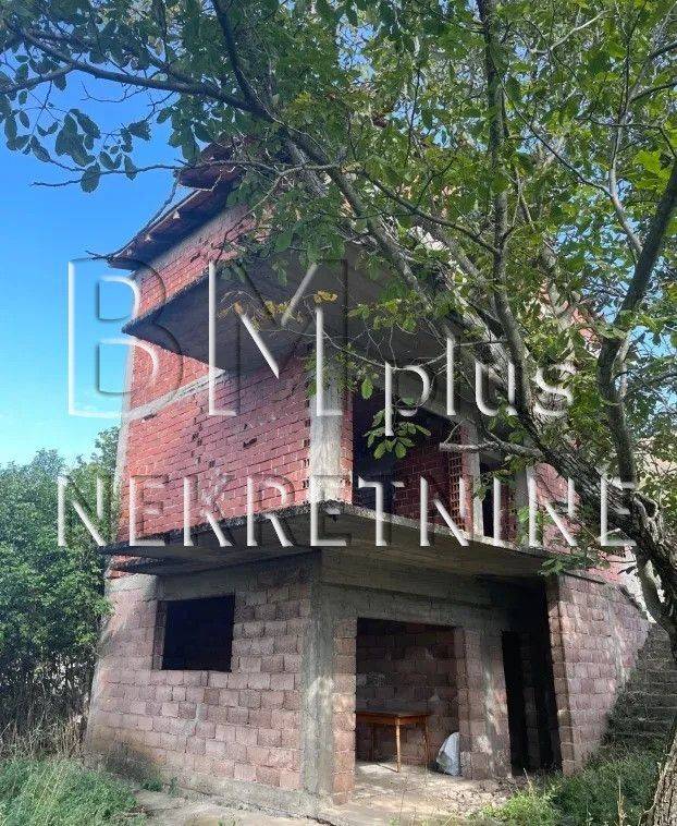 Samostalna porodična vila 151 m², novo, Gadžin Han