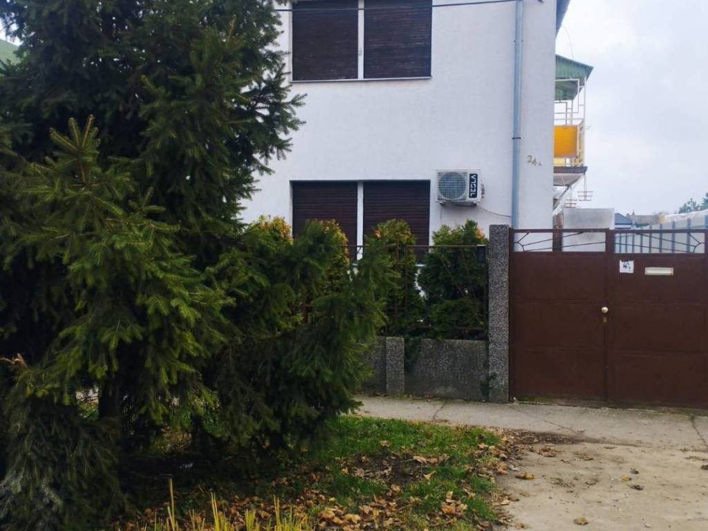 Samostalna porodična kuća 98 m², Sombor