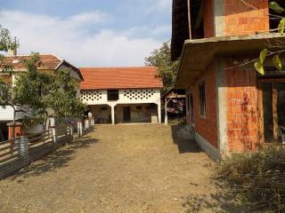 Samostalna porodična vila 280 m², Paraćin
