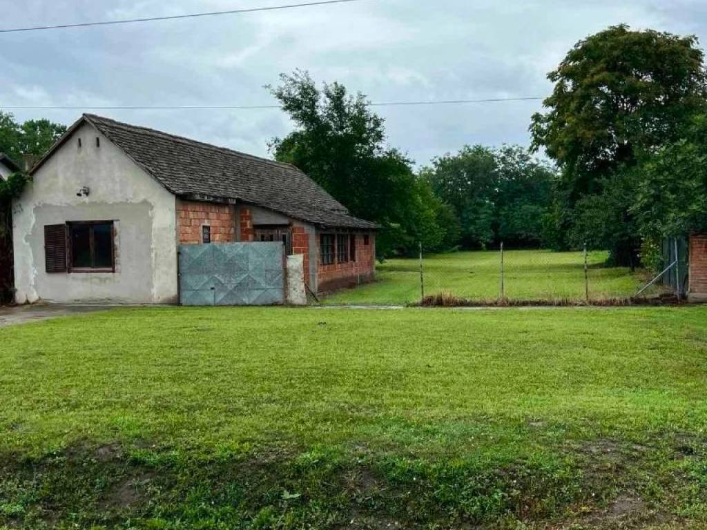 Samostalna porodična vila 68 m², Ivanovo, Pančevo