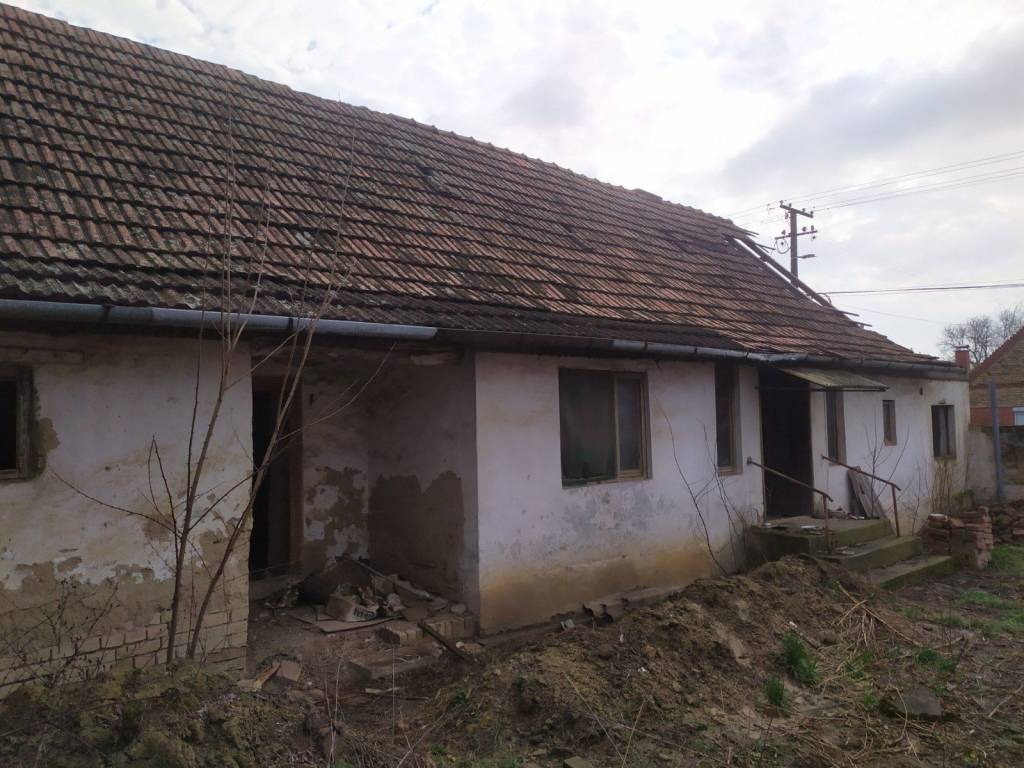 Samostalna porodična kuća 131 m², Bačka Topola