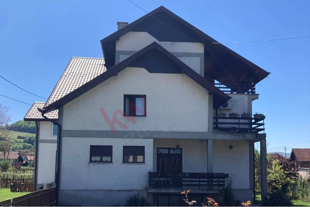 Samostalna porodična vila Viktora Zevnika, Arilje