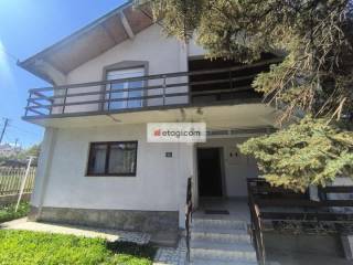 Samostalna porodična vila 250 m², Aranđelovac